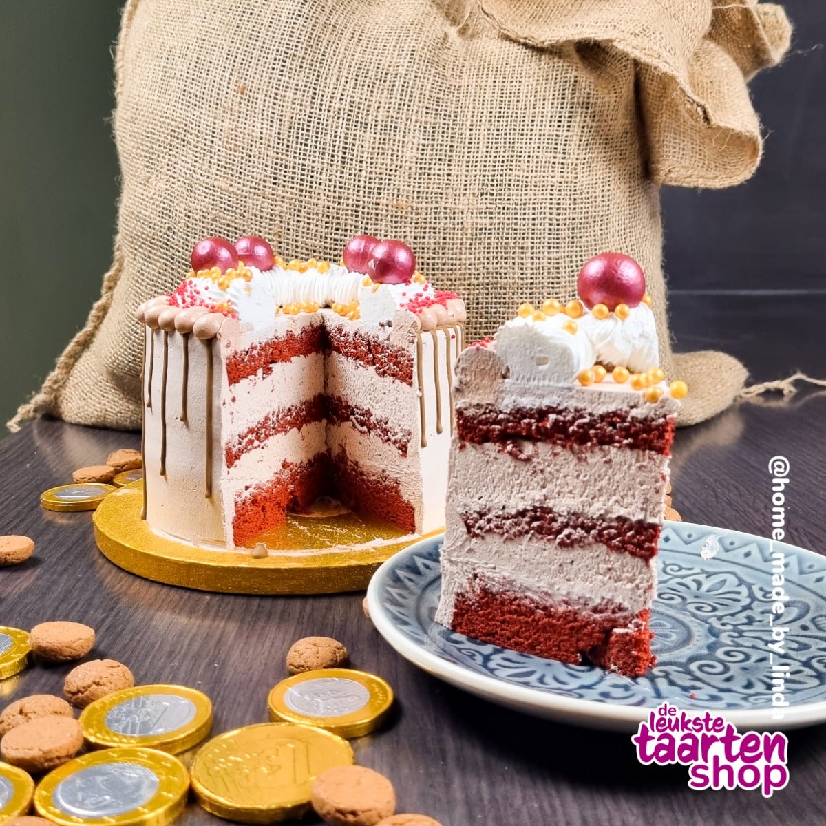 Sinterklaas Red Velvet Driptaart - deleukstetaartenshop.nl